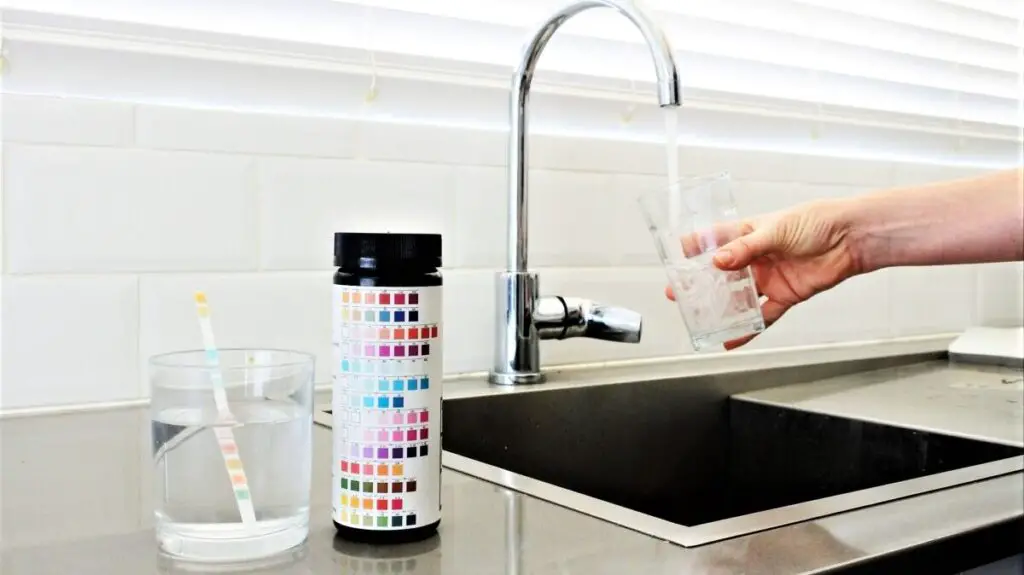 How To Know Iron Is In Your Water - Color, Stains And Tests - Water ...